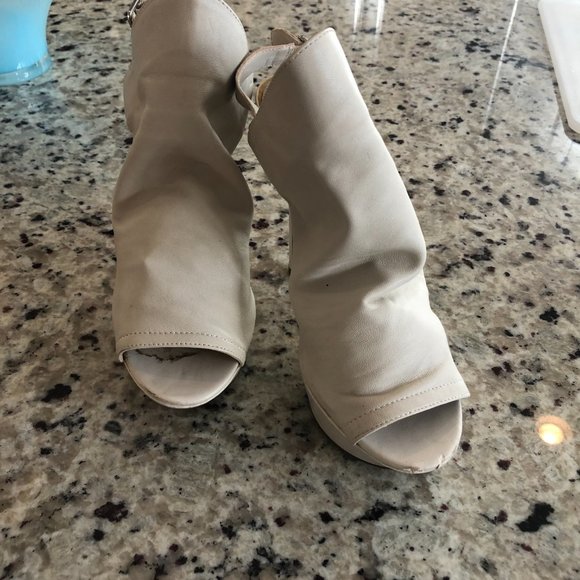 Steve Madden | Shoes | Sexy Steve Madden Bone Leather Fawnaa Heels | Poshmark